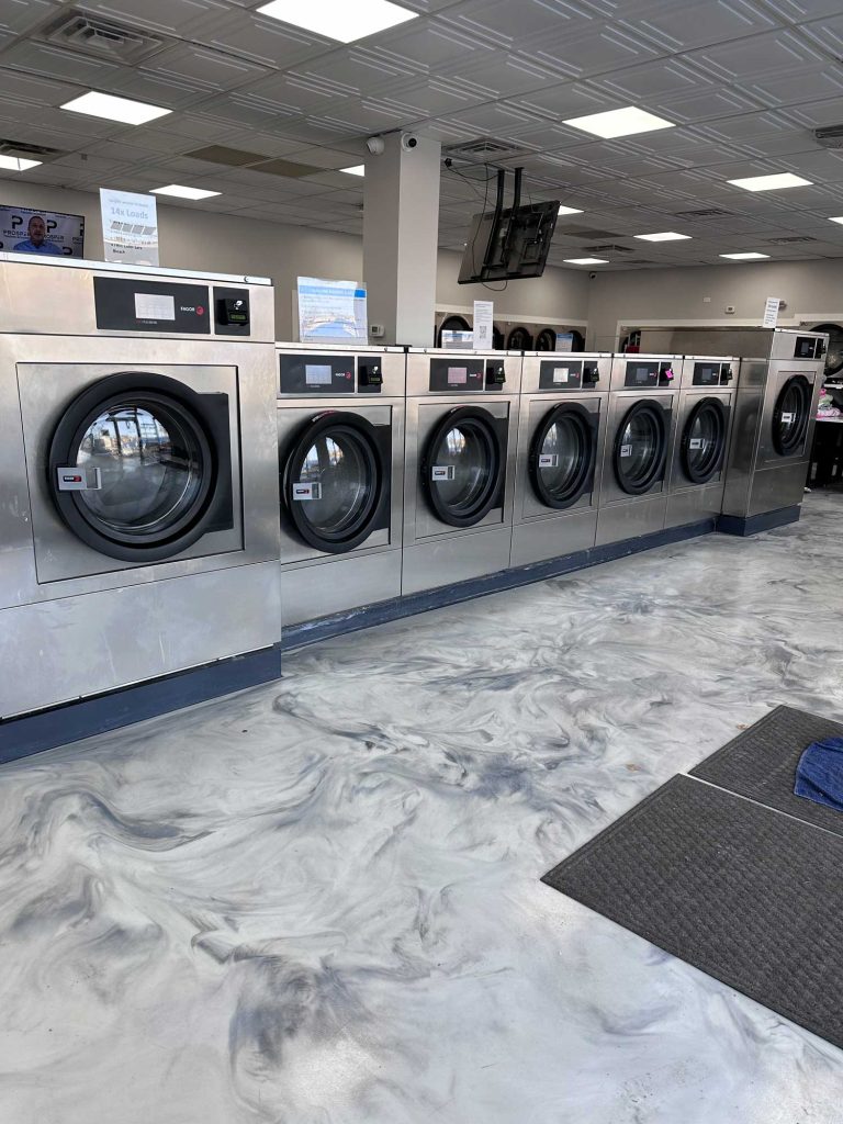 Premier Laundromat & Laundry Services - Chicago, IL | Spincycle Laundromat